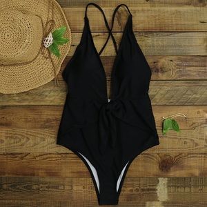 Glitz and Glam | Swim | British Bombshell Bathing Suit | Poshmark